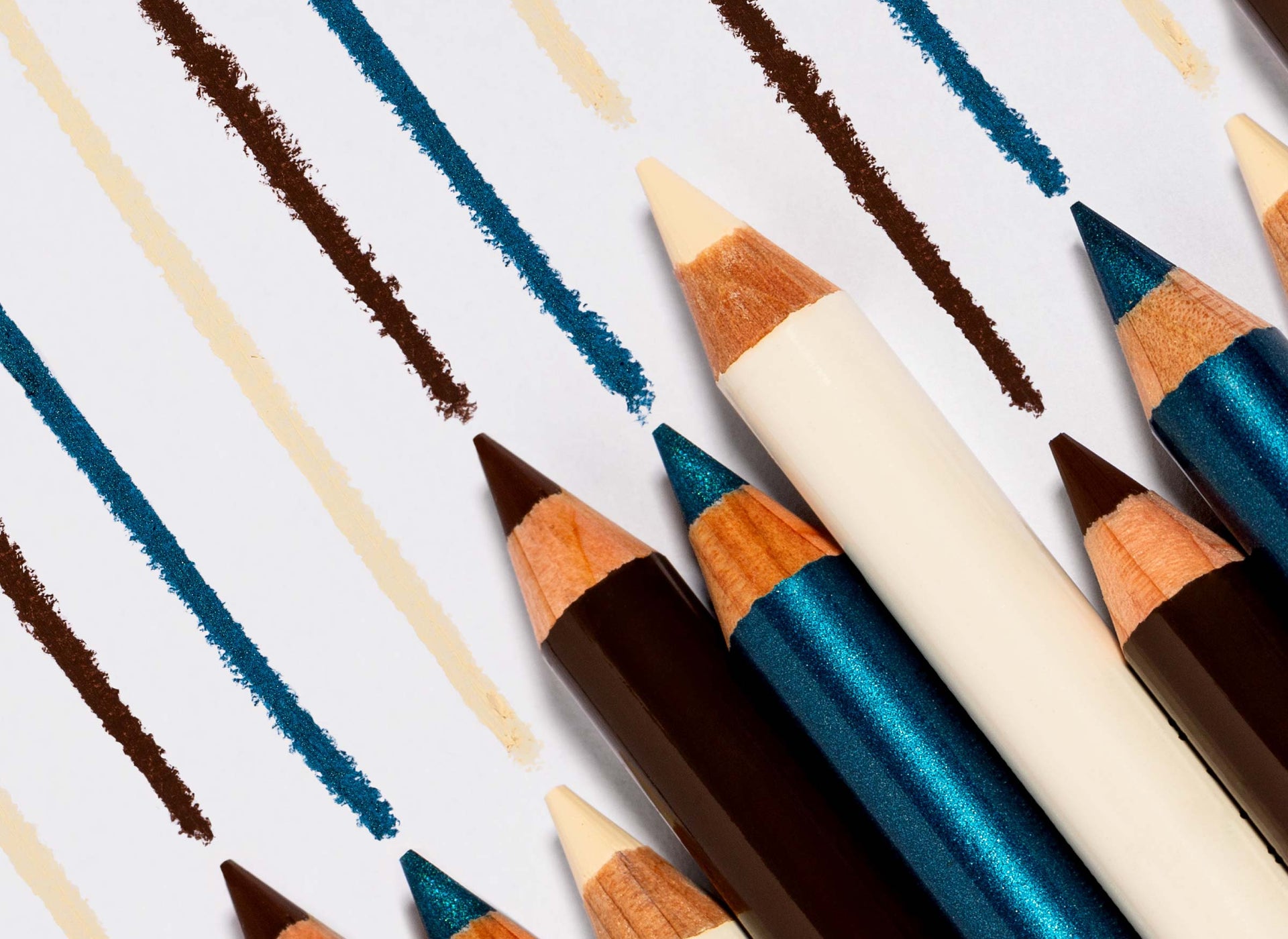 Kohl Color: Matita Occhi Kajal, 6 Colori Intensi | Astra Make-Up