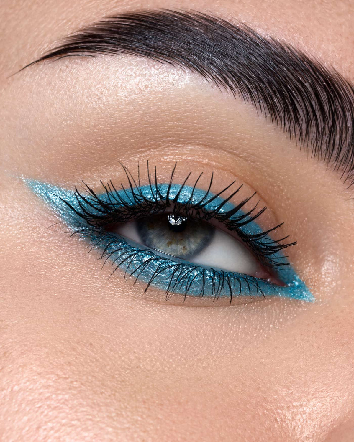 Come truccare gli occhi: la guida con video passo dopo passo | Astra ...